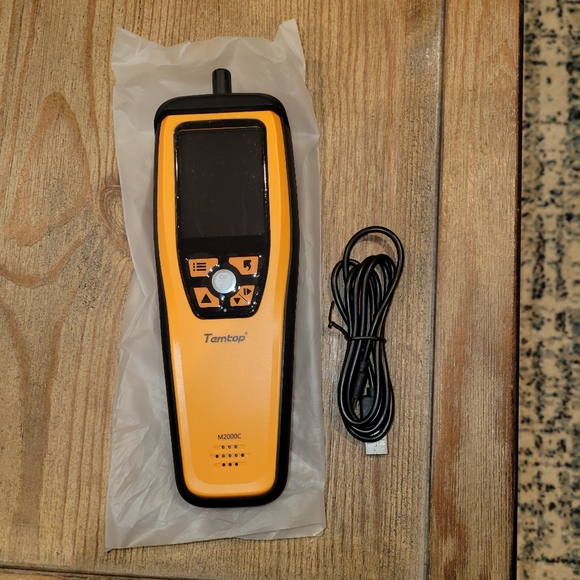 Temtop | Other | Temtop M200c Nwt Professional Air Quality Monitor ...
